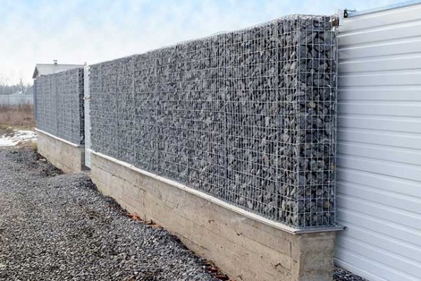 Faire une clôture en gabion